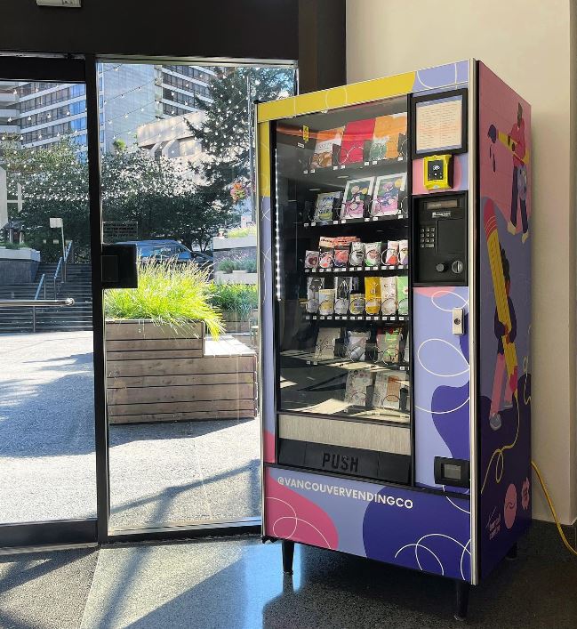 Creative Vending Movement - Vanyu-Fuji Vending Machine